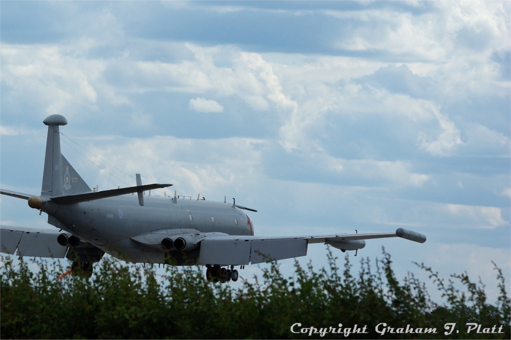 Nimrod R1 XV249 - the final flight - Aviation Photography ...